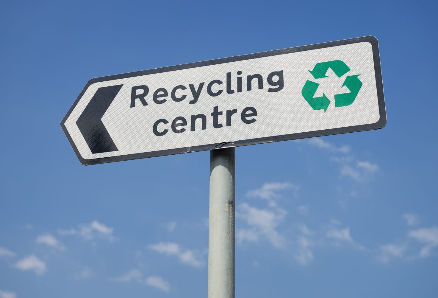 Suez, Hallenbeagle Waste & Recycling Facility - SDS